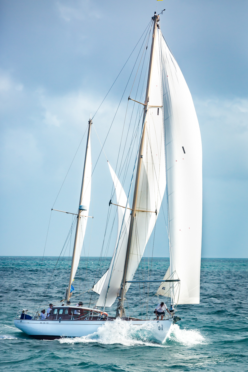 49' Holm Pilothouse Ketch (1953) - LAURABADA - Worldwide Classic Boat Show