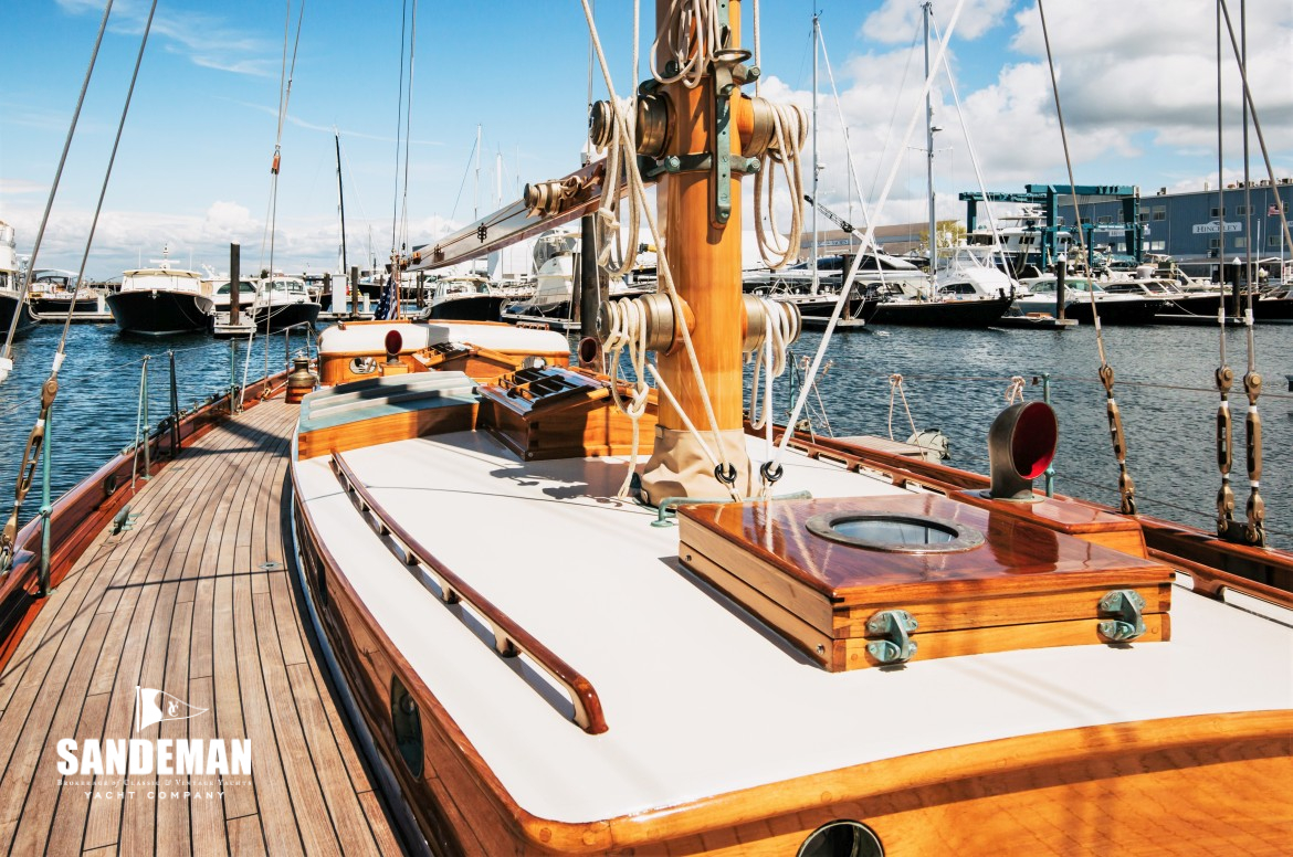 53' Rhodes Bermudan Cutter (1936) - KIRAWAN - Worldwide Classic Boat Show